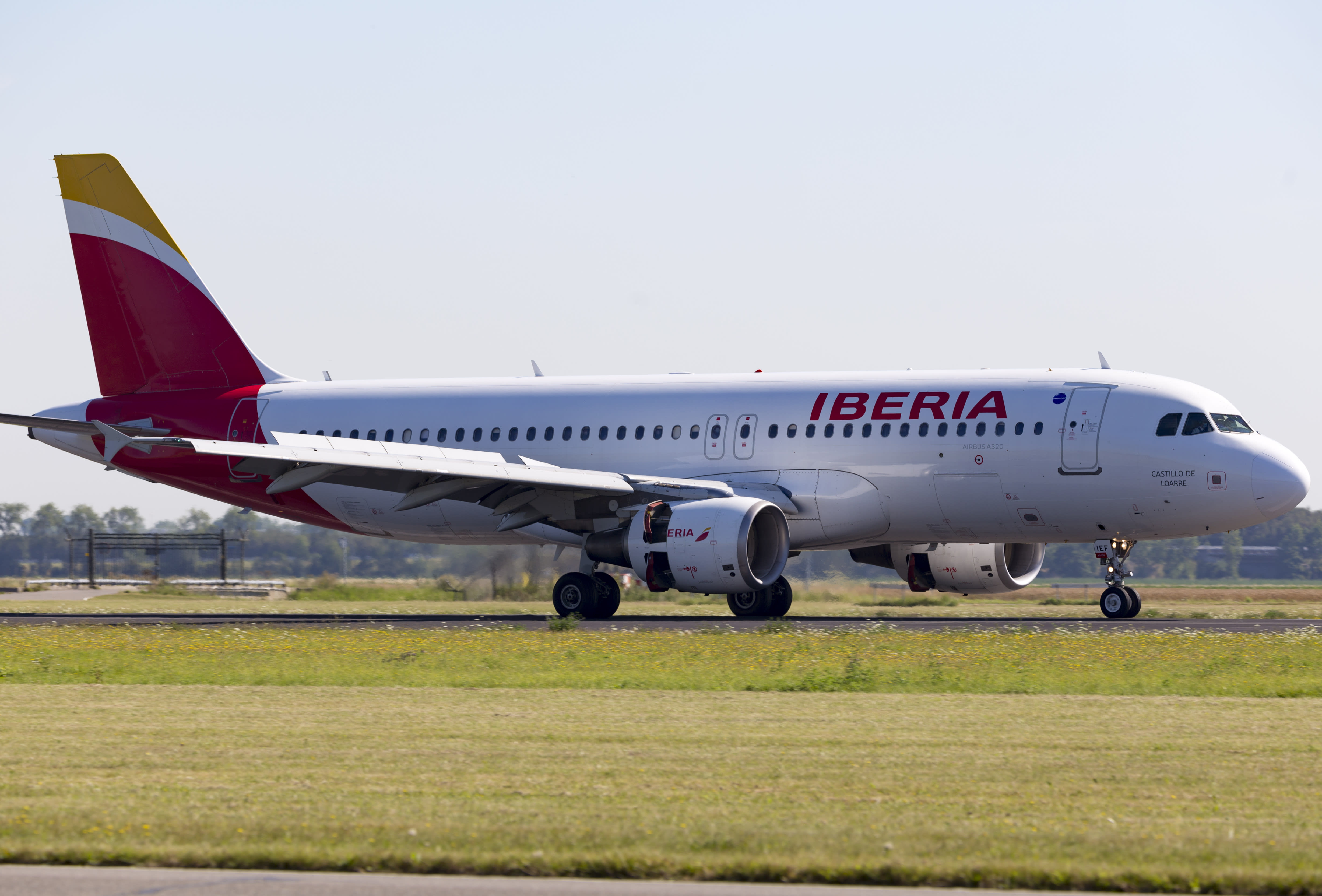 Iberia Airbus A320-214 - oneworld virtual