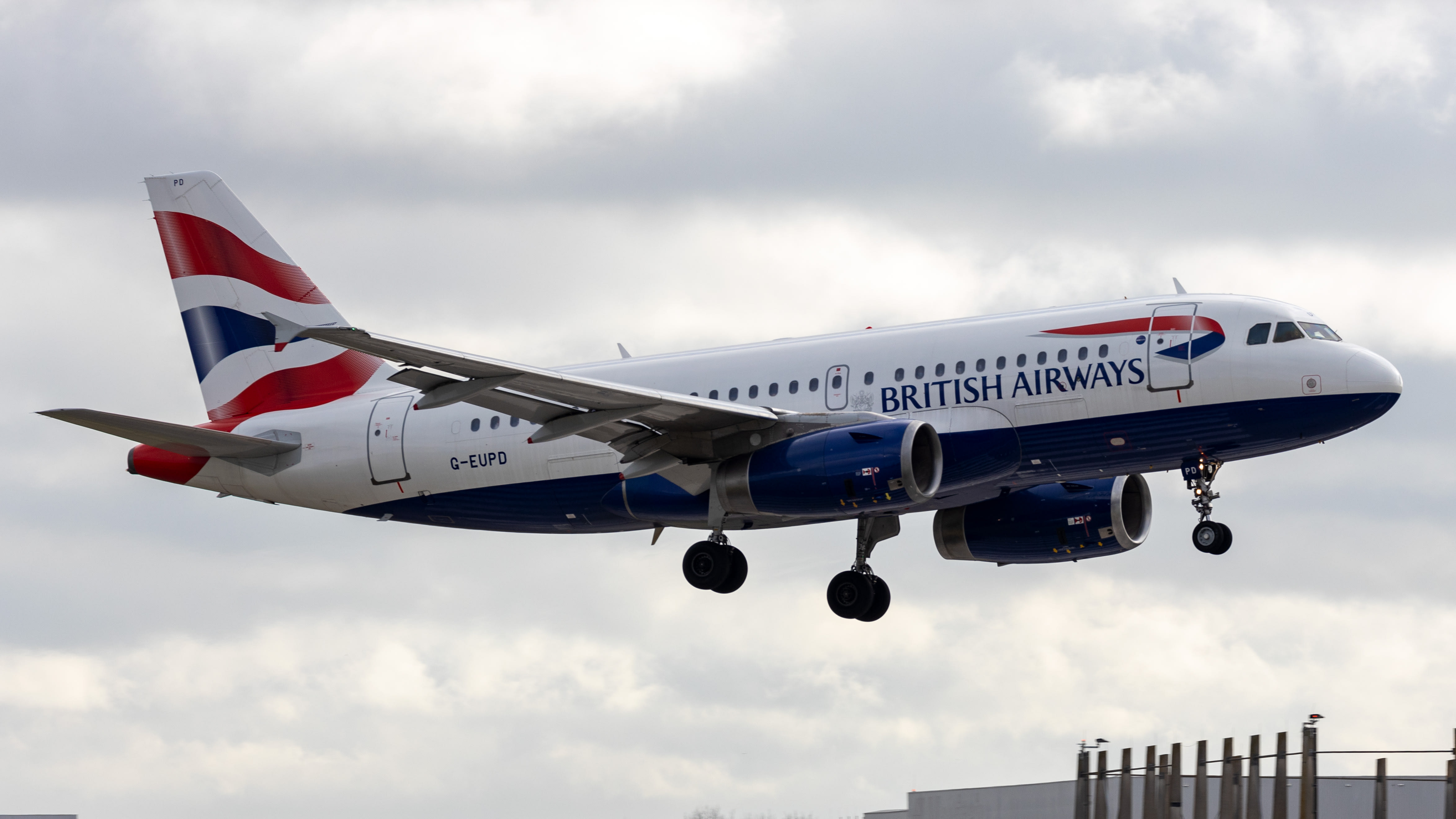 British Airways Airbus A319-131 - oneworld virtual