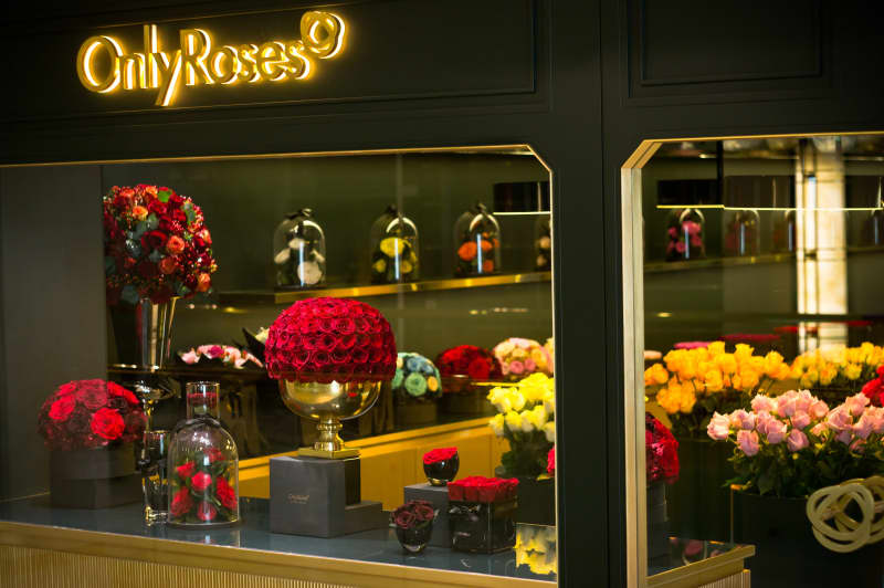Kuwait City Luxury Roses Store | OnlyRoses