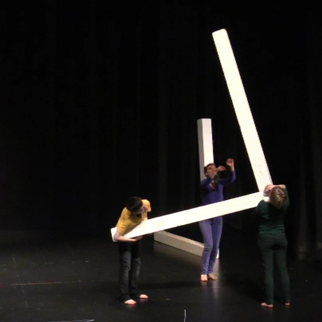 Less is more - Young Audiences - Season 22/23 Programming - Opéra ...