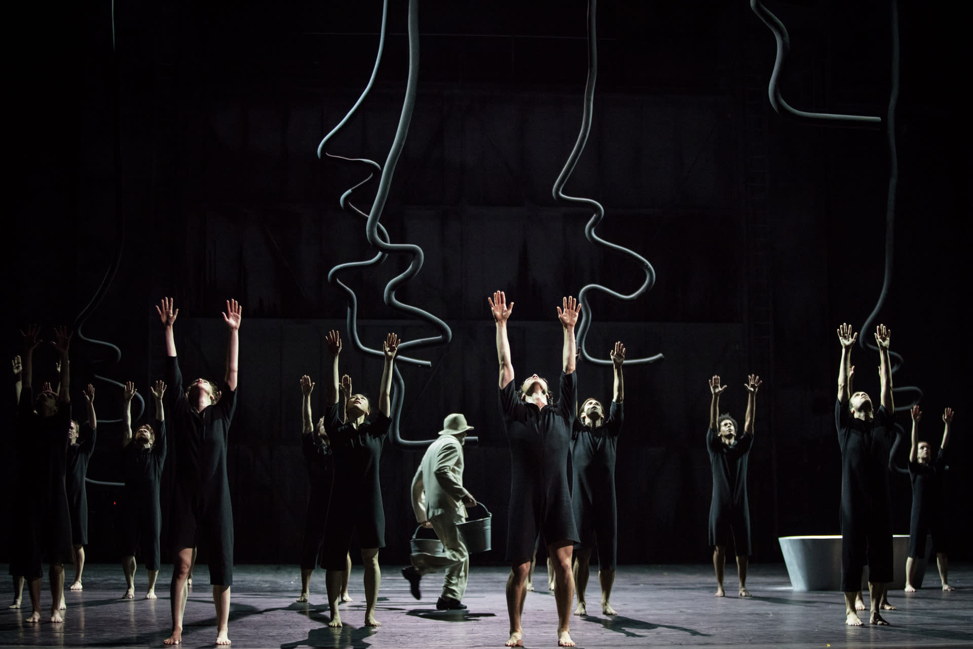 Atelier Mats Ek, mes parents et moi - Young Audiences - Season 21/22 Programming - Opéra ...