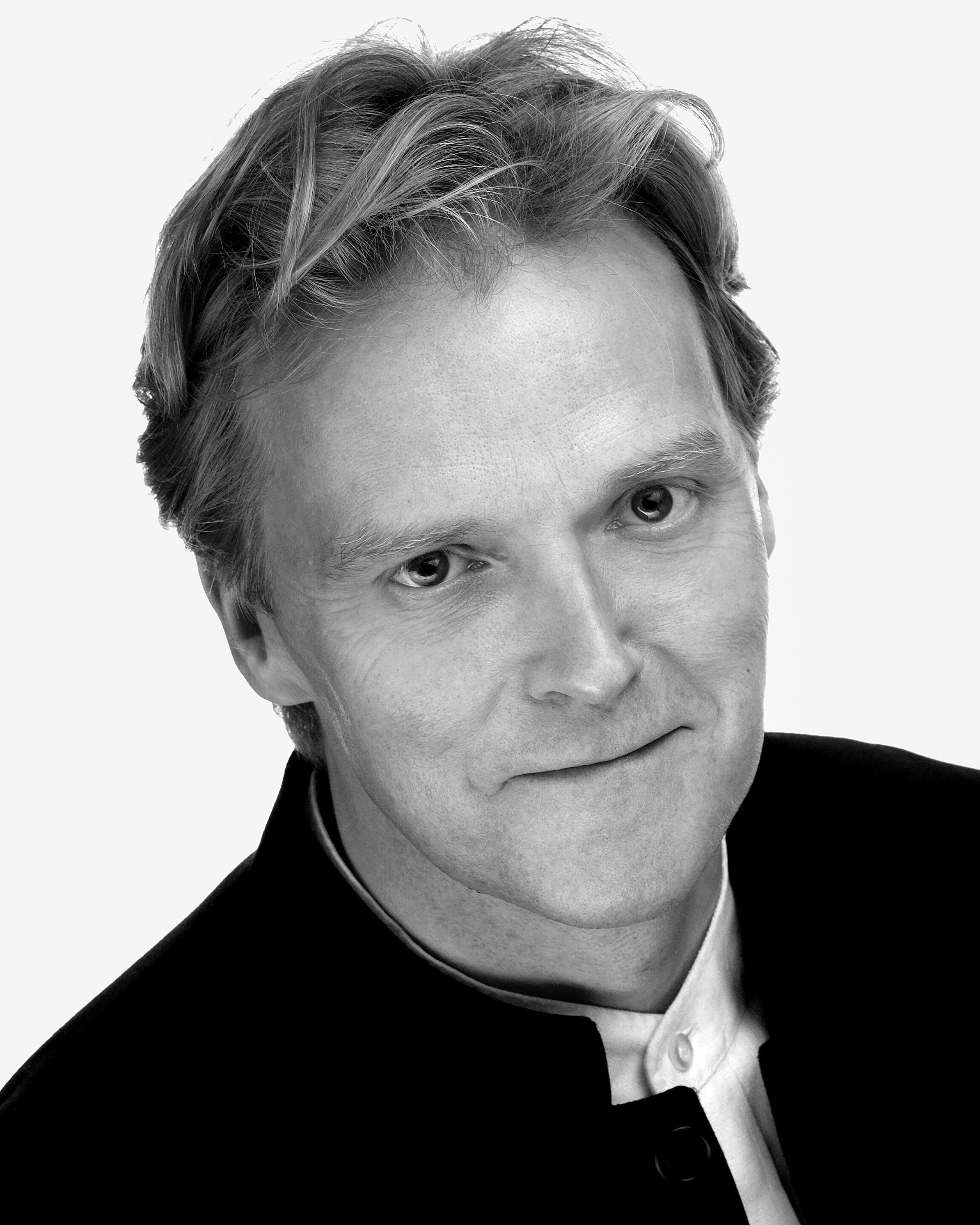 John Graham-Hall - Paris Opera Play