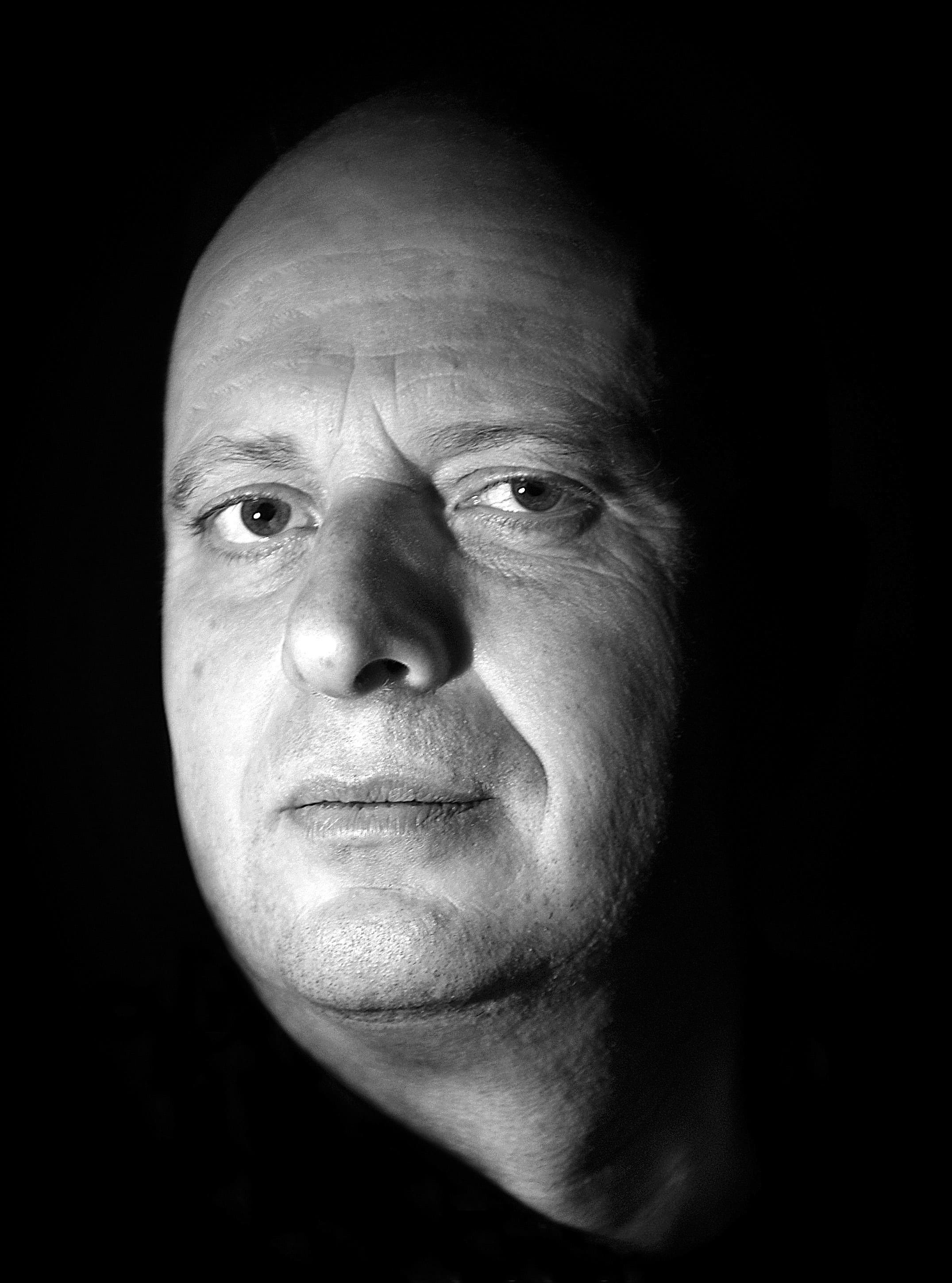 Watch Andrea Nelli on Paris Opera Play