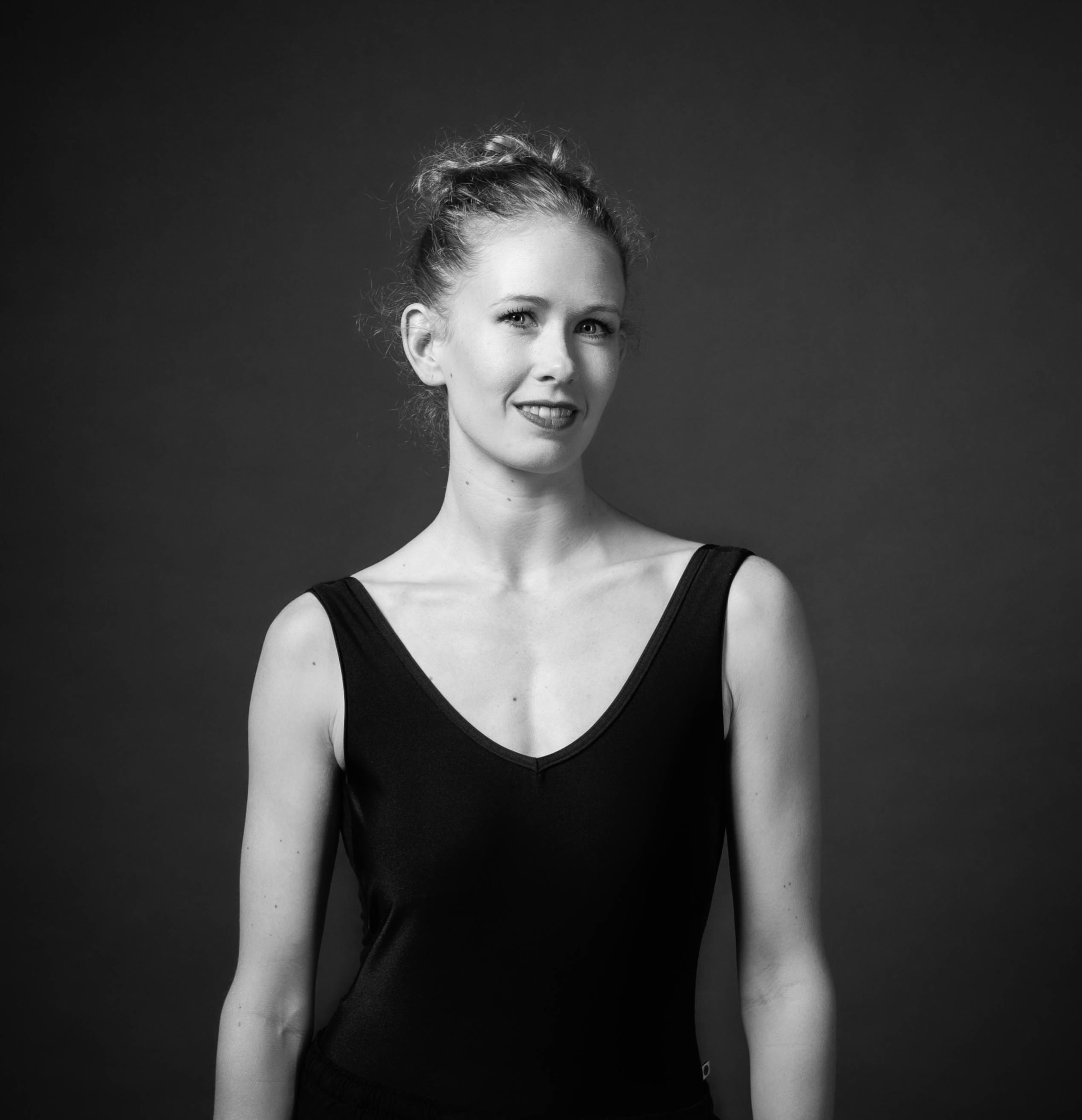 Watch Caroline Osmont on Paris Opera Play