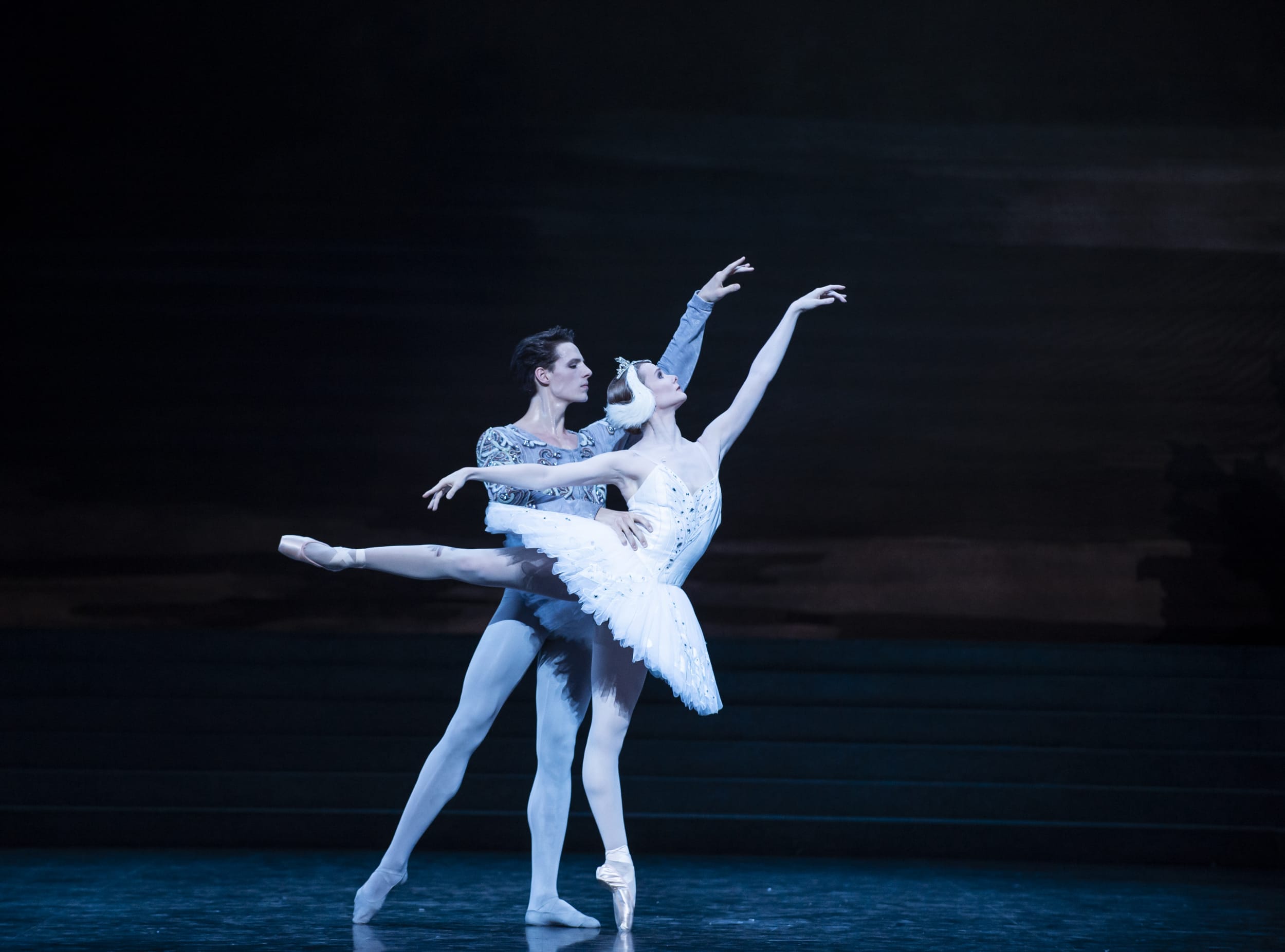 Swan Lake (2018) - Rudolf Nureyev - Paris Opera Play