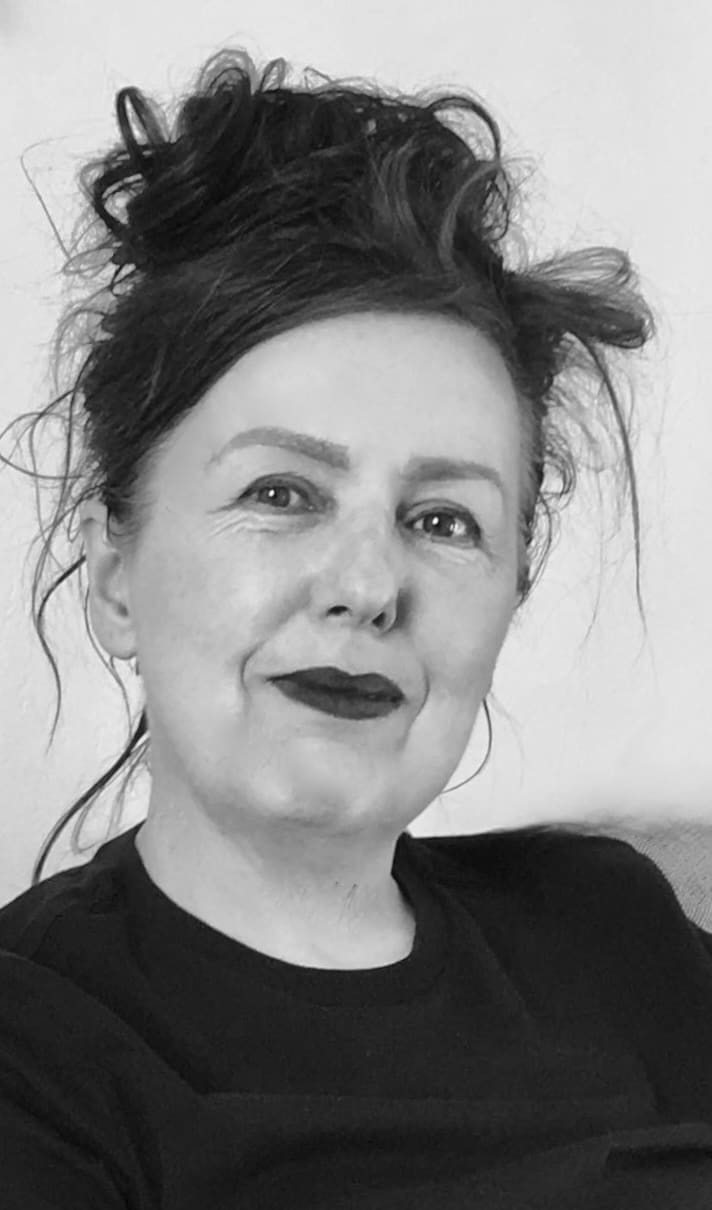 Watch Elizabeth Neumuller on Paris Opera Play