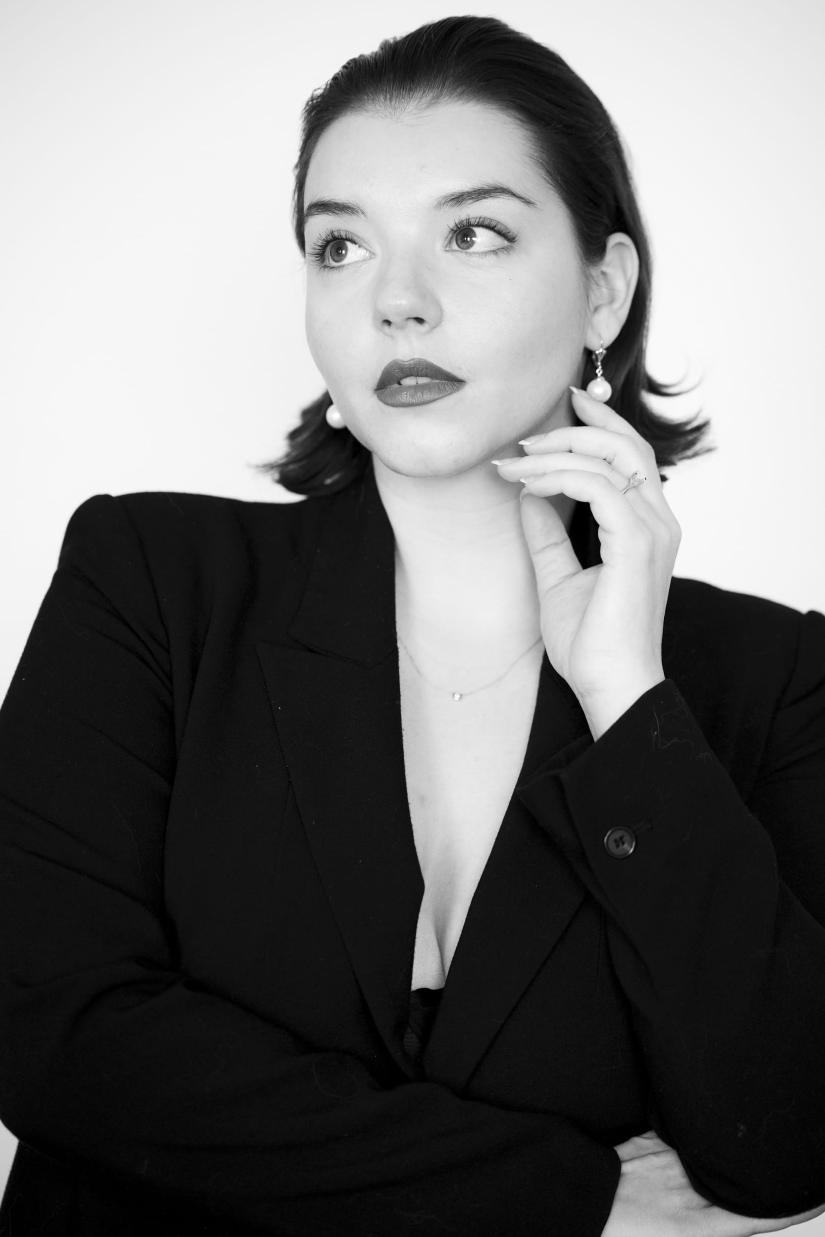 Watch Ilanah Lobel-Torres on Paris Opera Play