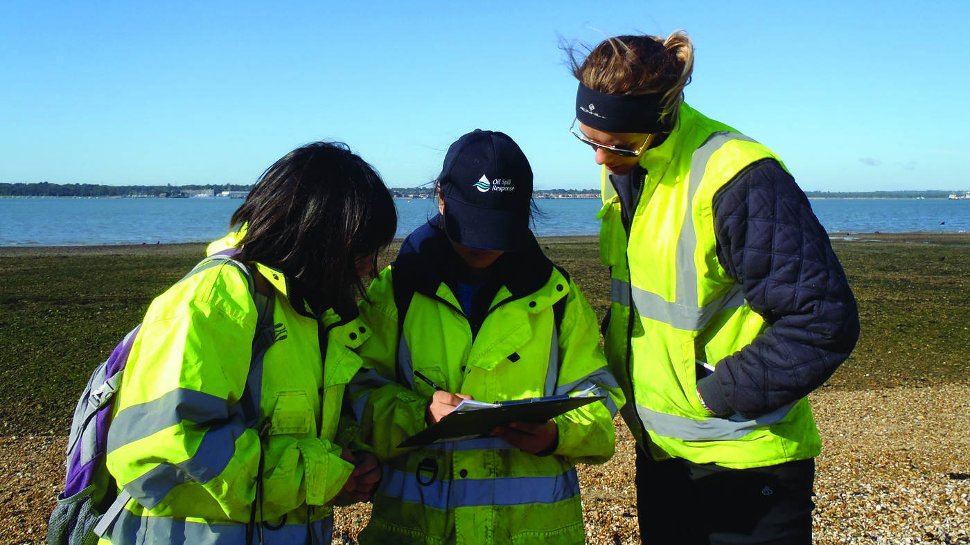 Shoreline Cleanup Assessment Technique (SCAT) Field Guide | Knowledge Hub