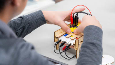 Summer Specialty Program - Coding & Robotics (Gr. 5-8) | The STEAM Project