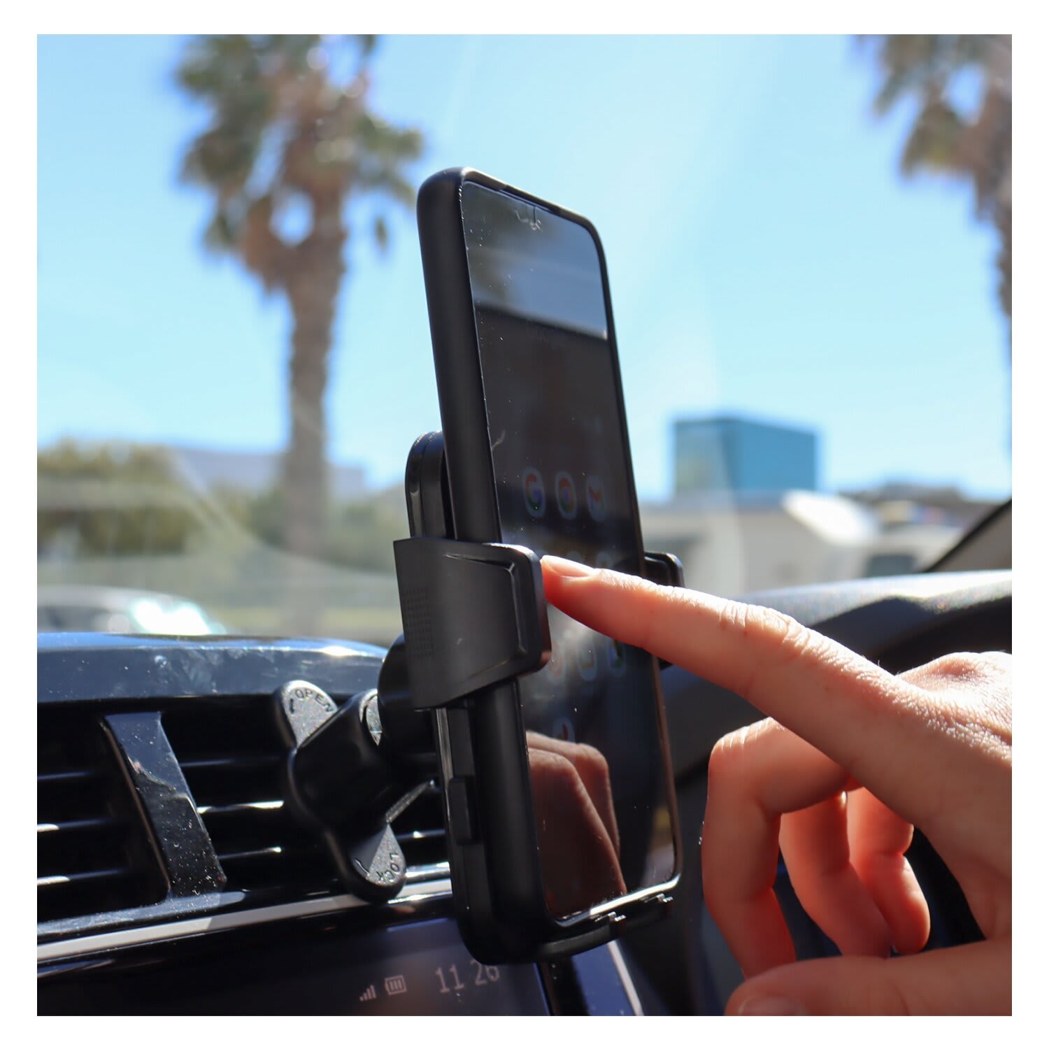 Red-E Grip Mount | 1015889 | Outdoor Warehouse