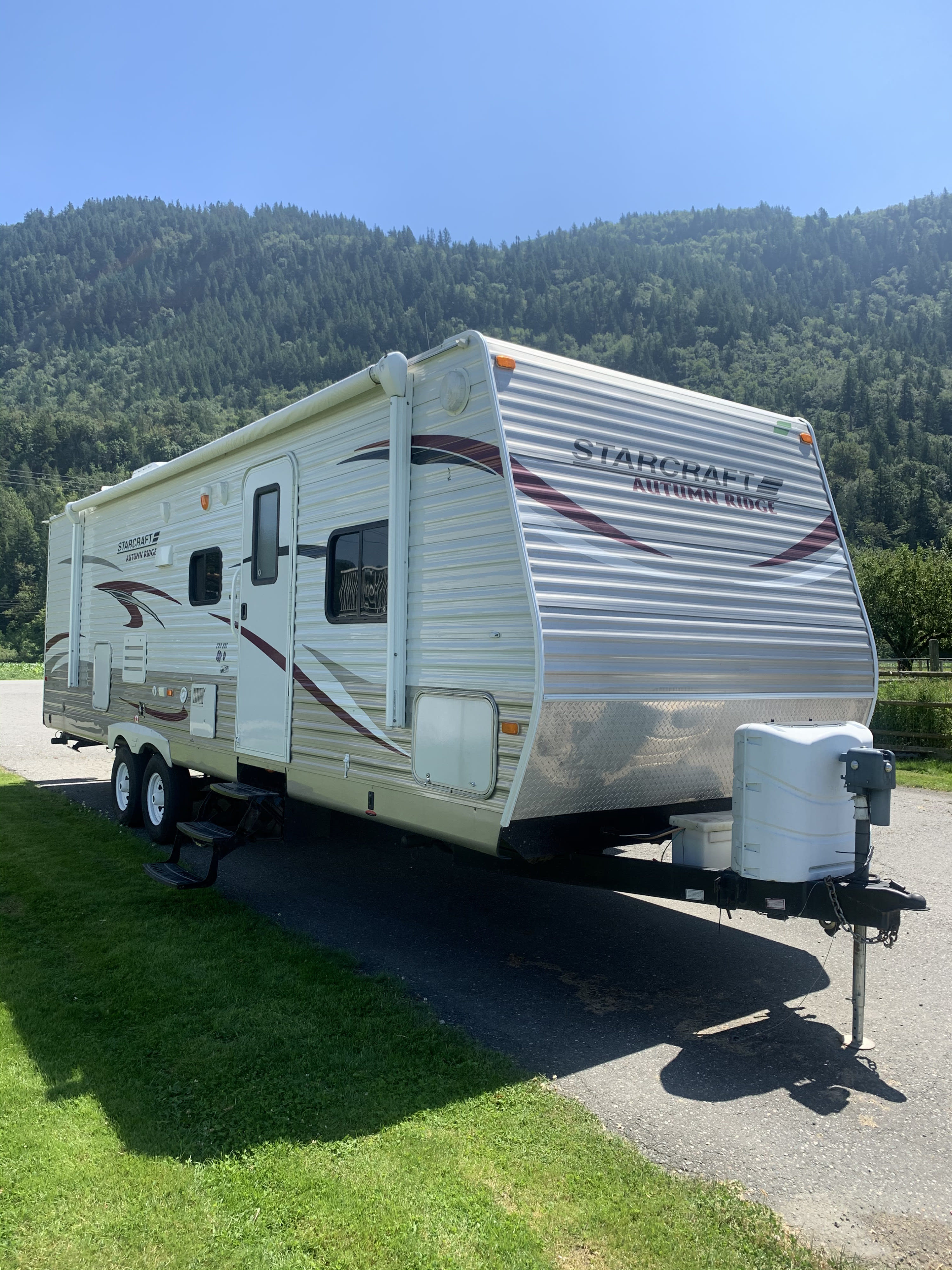 2013 Starcraft Autumn Ridge Trailer Rental in Abbotsford, BC | Outdoorsy