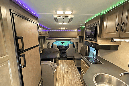 Best RV Rental Atlanta: Motorhome, Camper, & Trailer Rentals GA | The Drive