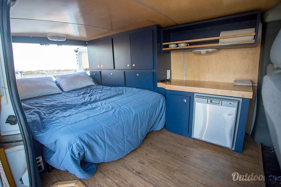 2015 Nissan NV1500 Motor Home Camper Van Rental in San Diego, CA ...