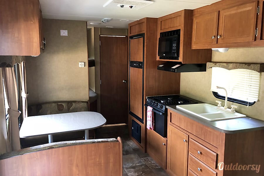 2013 Jayco 264 BH Camper Trailer- Swift Trailer Rental in Watkins Glen ...