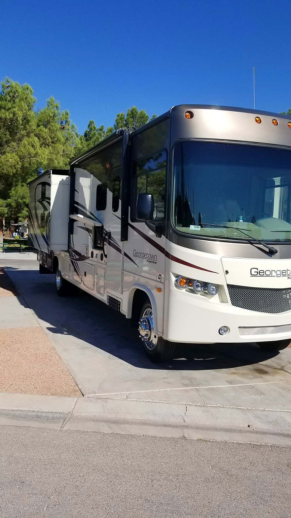Photos | Brand New 2017 Forest River Georgetown 364ts | Outdoorsy