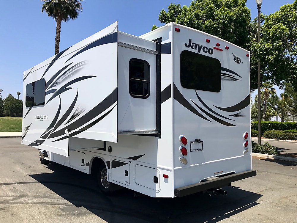 Photos | 2019 Mercedes-Benz Jayco Melbourne 24L (DIESEL) | Outdoorsy