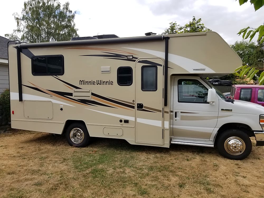 Photos | 2017 Winnebago Minnie Winnie | Outdoorsy