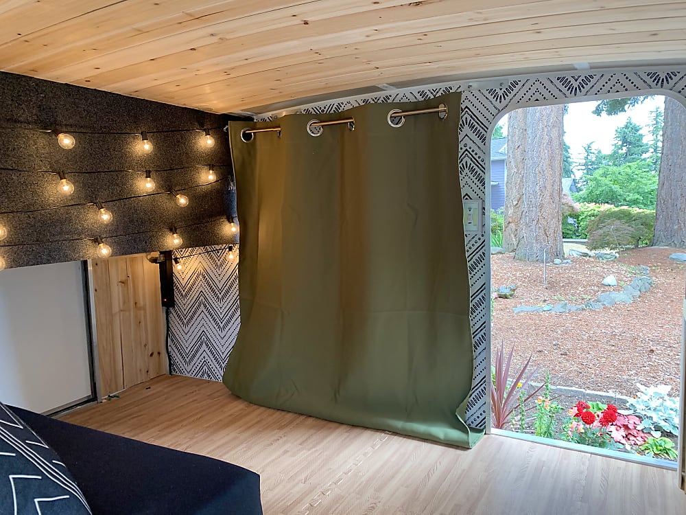 Photos | "Jolene" 2020 Runaway RangeRunner | Outdoorsy