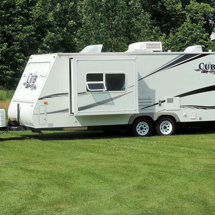 2006 Aerolite Cub Trailer Rental in Hartland, WI | Outdoorsy
