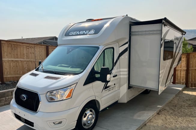 2023 Class B Rv For Rent In Reno Nv