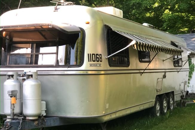 1982 Travel Trailer RV for Rent in Fairview, MI - RVUSA.com