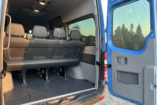 2017 Class C RV for Rent in West Linn, OR - RVUSA.com