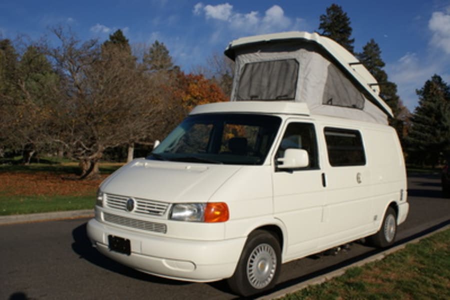 1999 Volkswagen Eurovan Full Camper Motor Home Camper Van Rental in ...