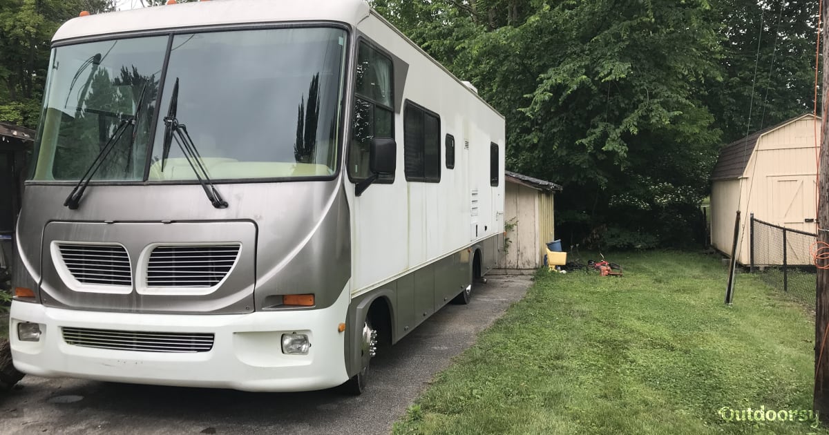 2001 Gulf Stream Conquest Motor Home Class A Rental in Indianapolis, IN ...