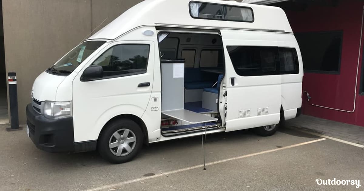 2013 Toyota Hiace Campervan. 5 Seater Automatic Great Condition.. Motor ...