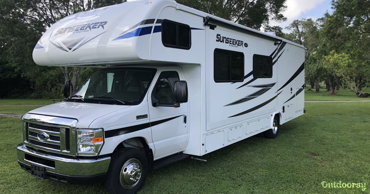 2020 Ford E450 Motor Home Class C Rental in Miami, FL | Outdoorsy
