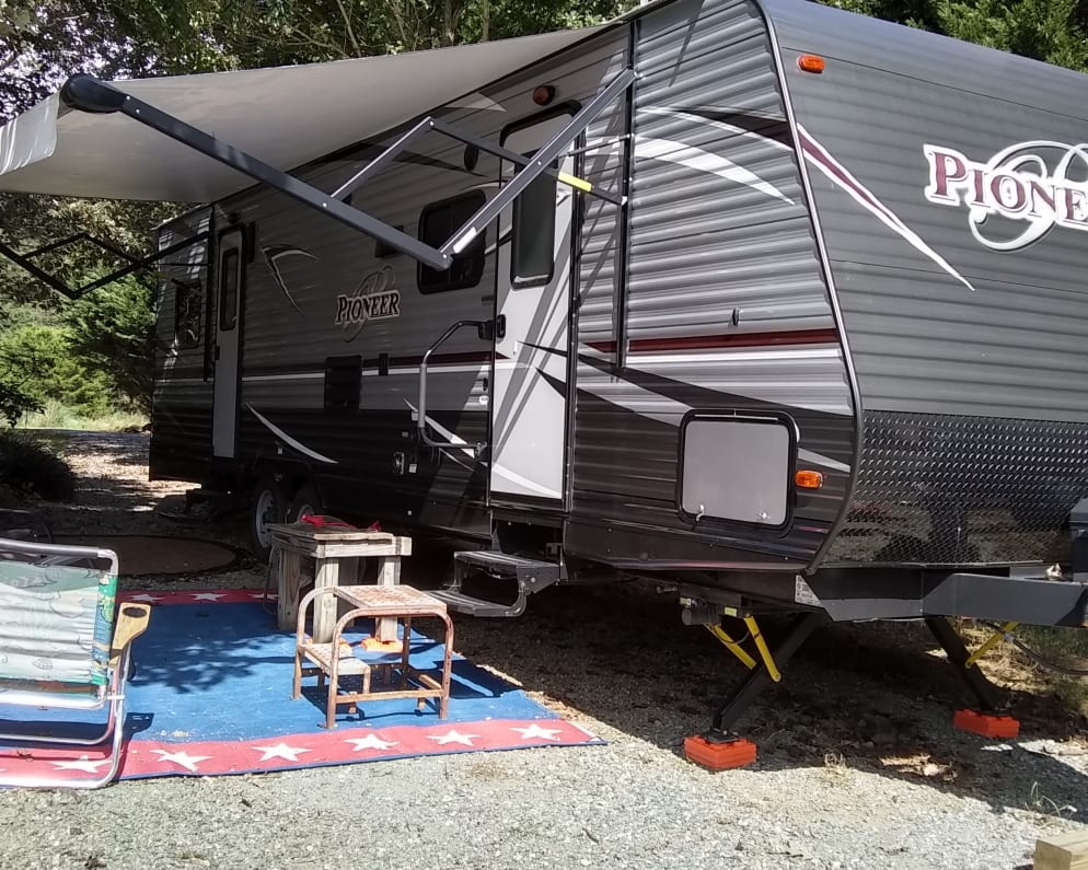 2017 Heartland Pioneer Toy Hauler RV for Rent in Elon, North Carolina ...