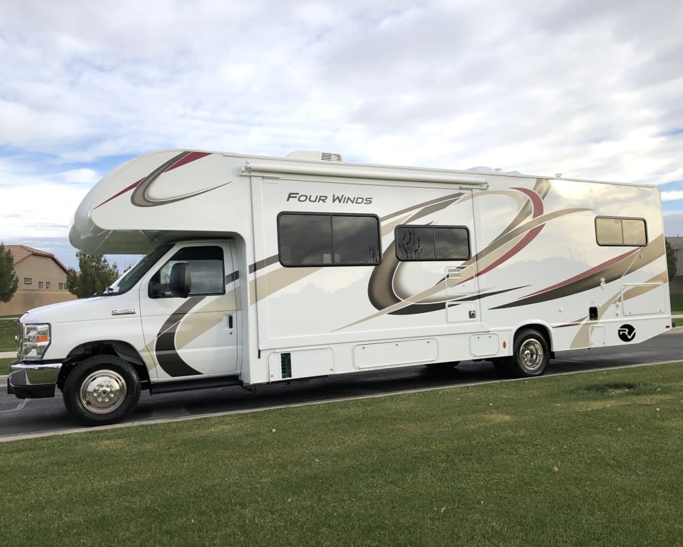 2020 Class C RV for Rent in Tempe, Arizona - RVUSA.com