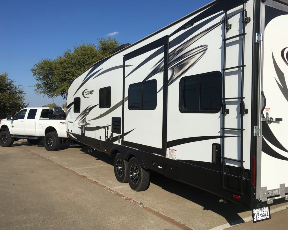 Toy Hauler RV for Rent in Midlothian, Texas - RVUSA.com