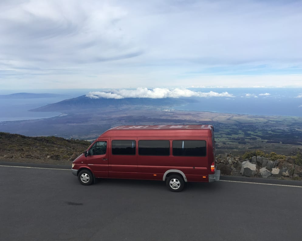 2005 Class B RV for Rent in Kahului, Hawaii - RVUSA.com