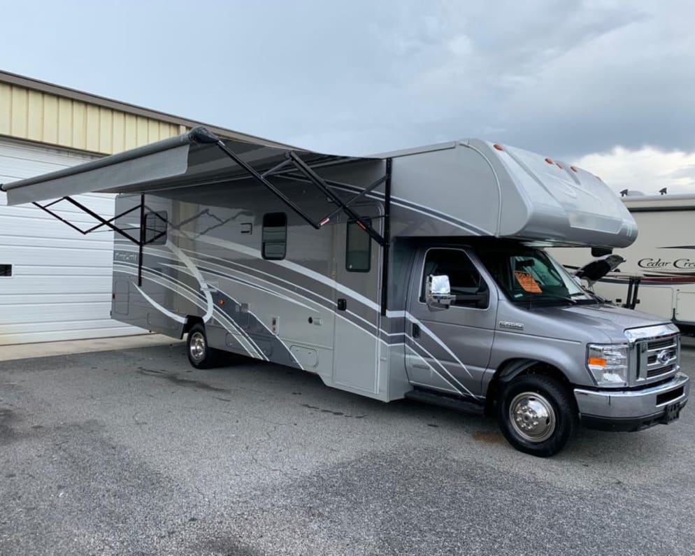 2020 Class C RV for Rent in Greenville, South Carolina - RVUSA.com