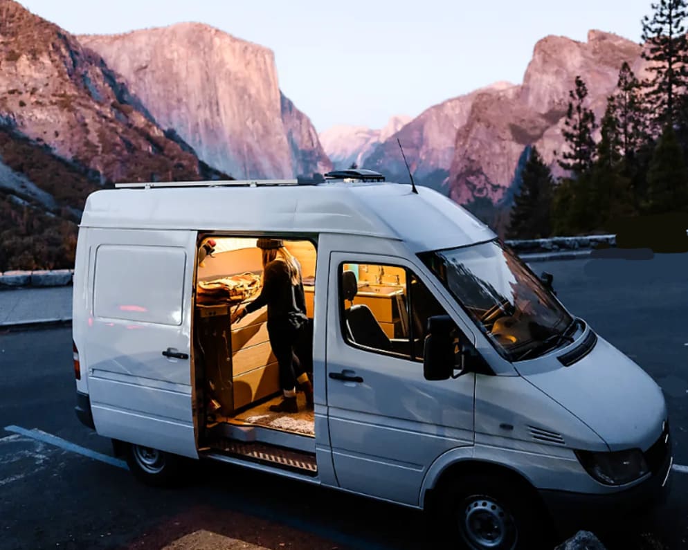 2006 Mercedes Sprinter Class B RV for Rent in Walnut Creek, California ...