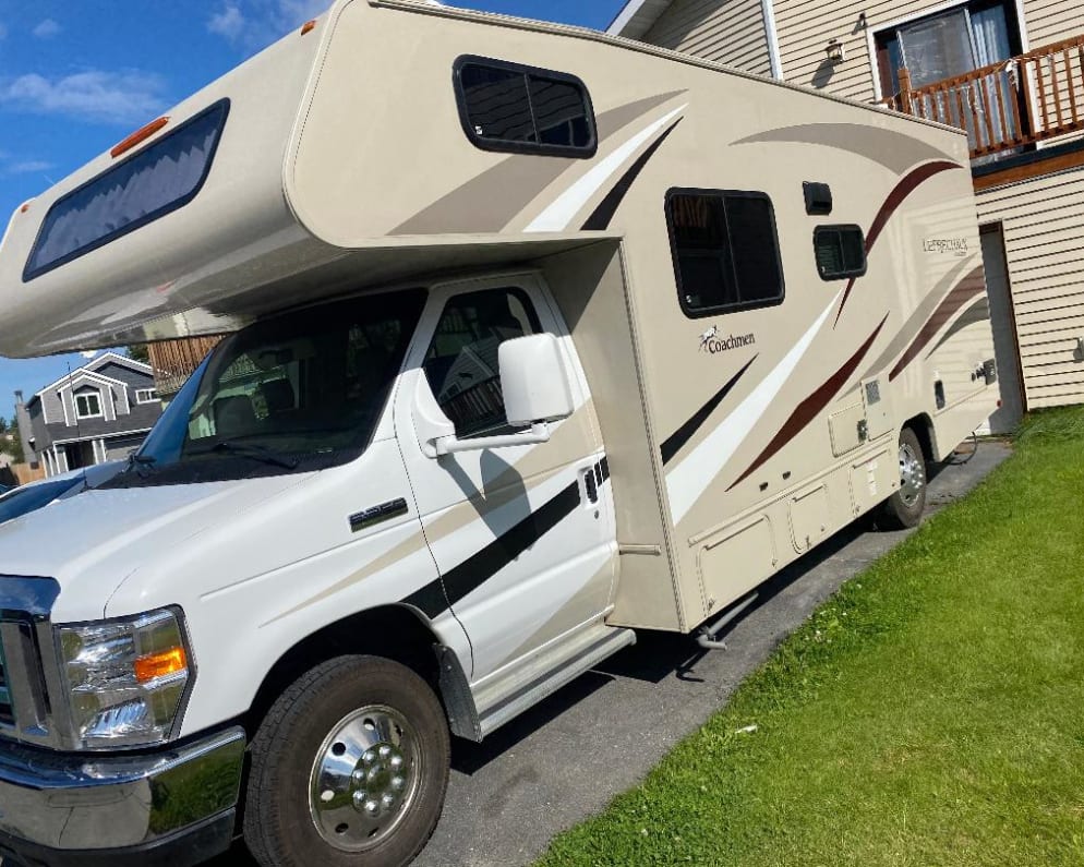 2017 Class C RV for Rent in Anchorage, Alaska - RVUSA.com