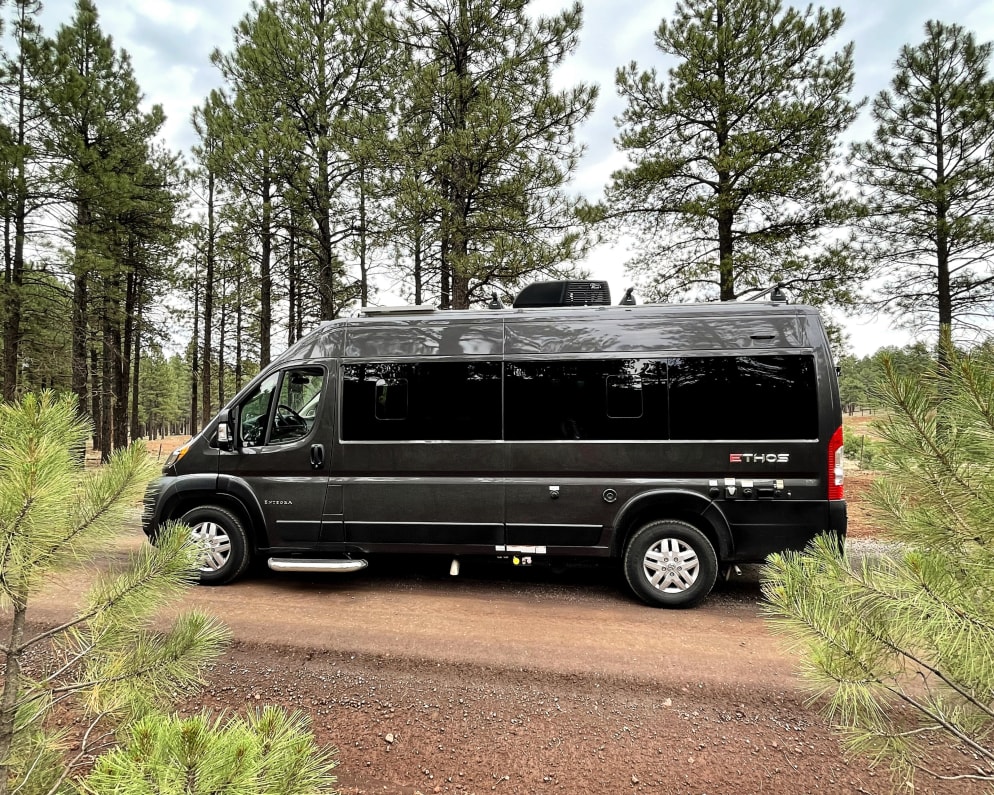 2021 Class B RV for Rent in Mesa, Arizona - RVUSA.com