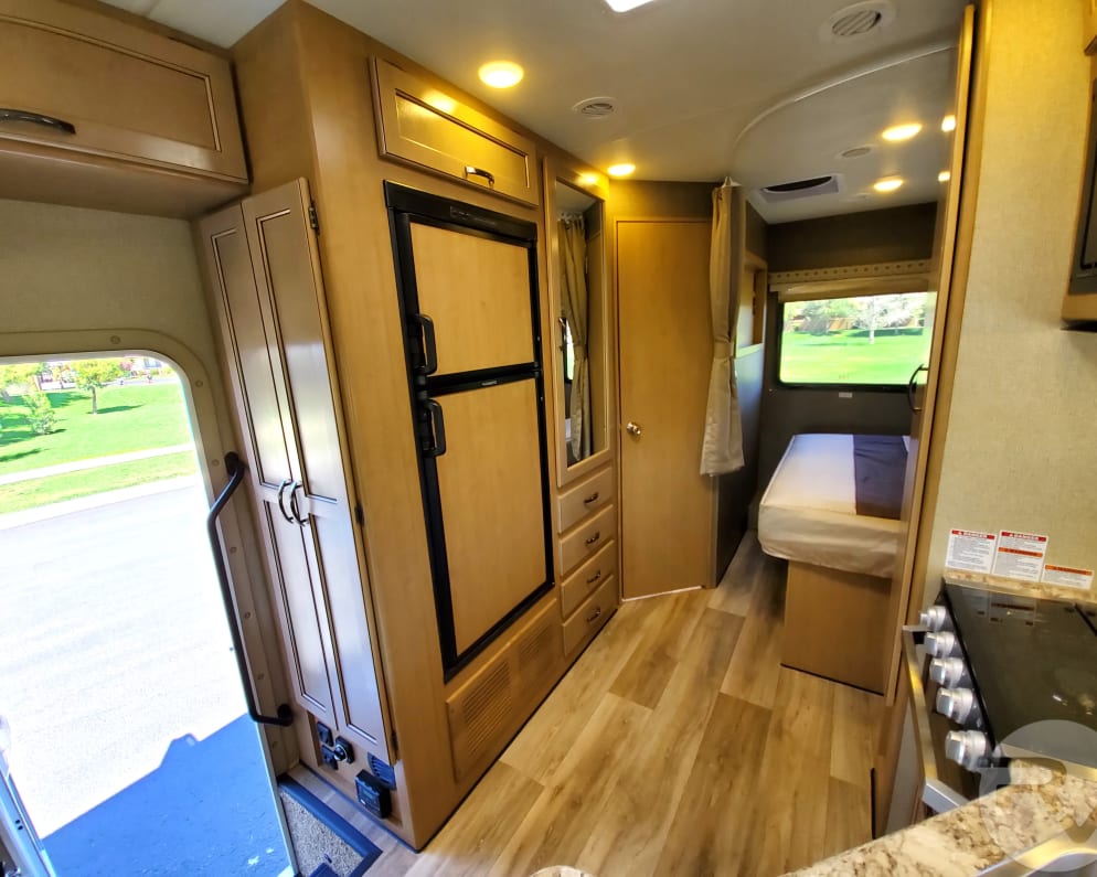 2020 Class C RV for Rent in Grand Canyon Village, Arizona - RVUSA.com