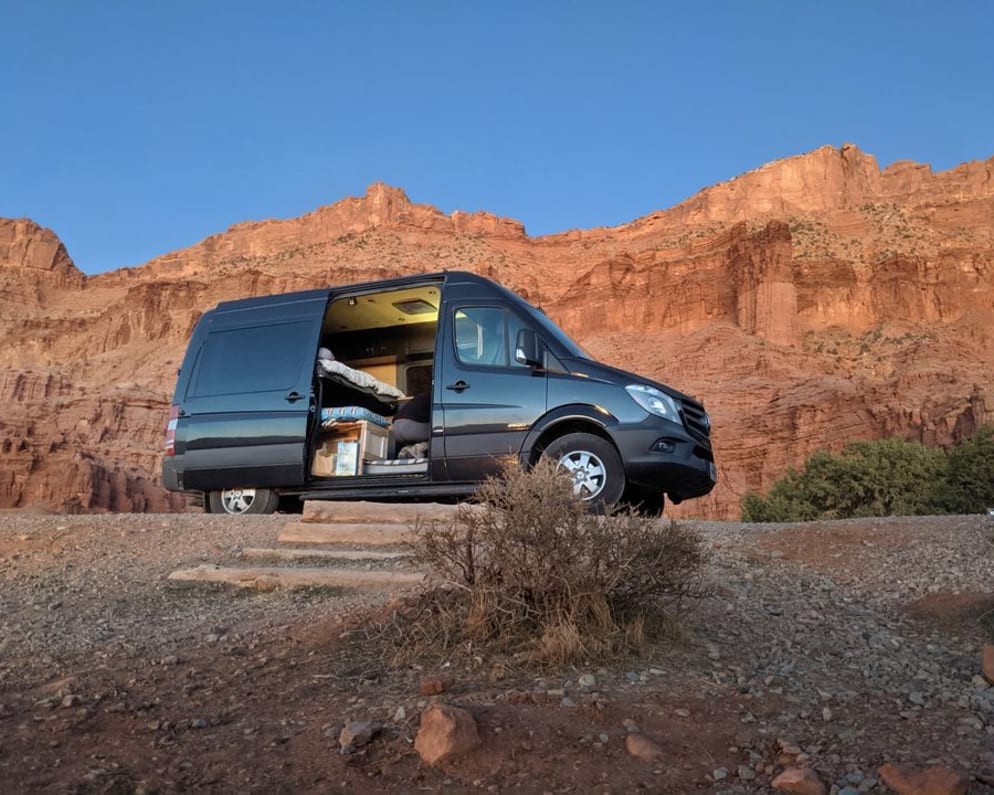 Class B RV for Rent in Louisville, Colorado - RVUSA.com