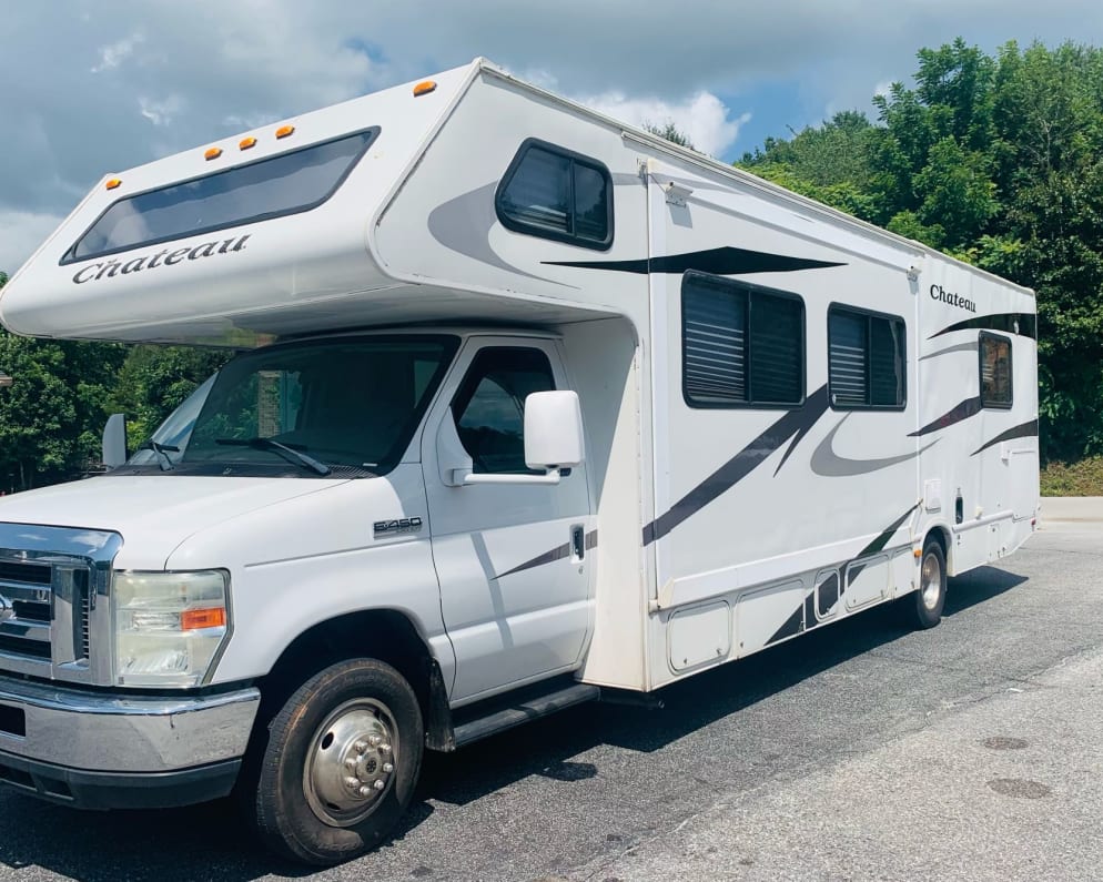2009 Class C RV for Rent in Blairsville, GA - RVUSA.com