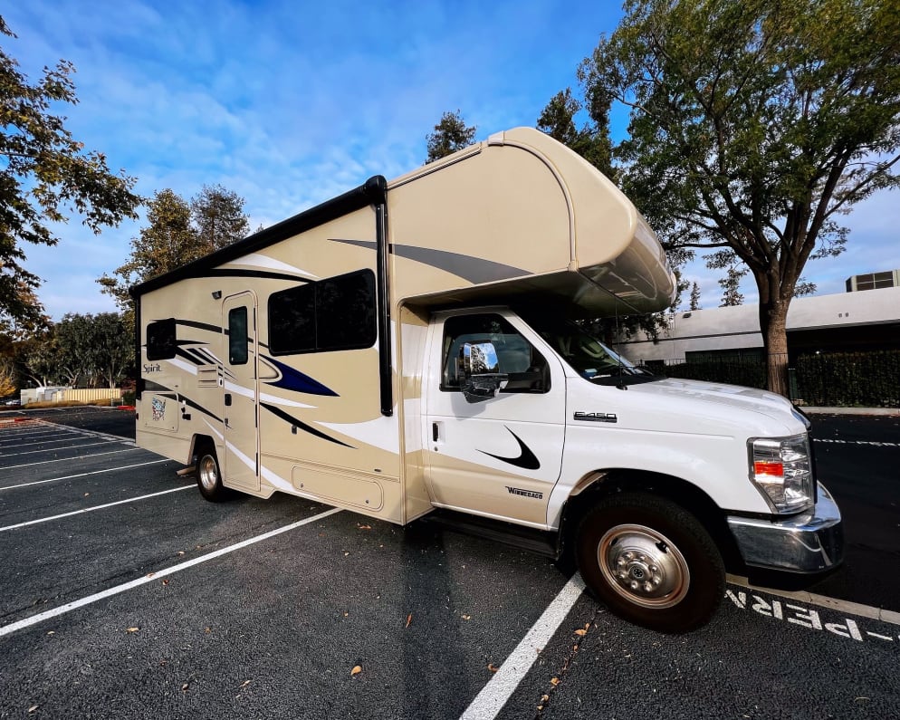 Class C RV for Rent in Santa Clara, California - RVUSA.com