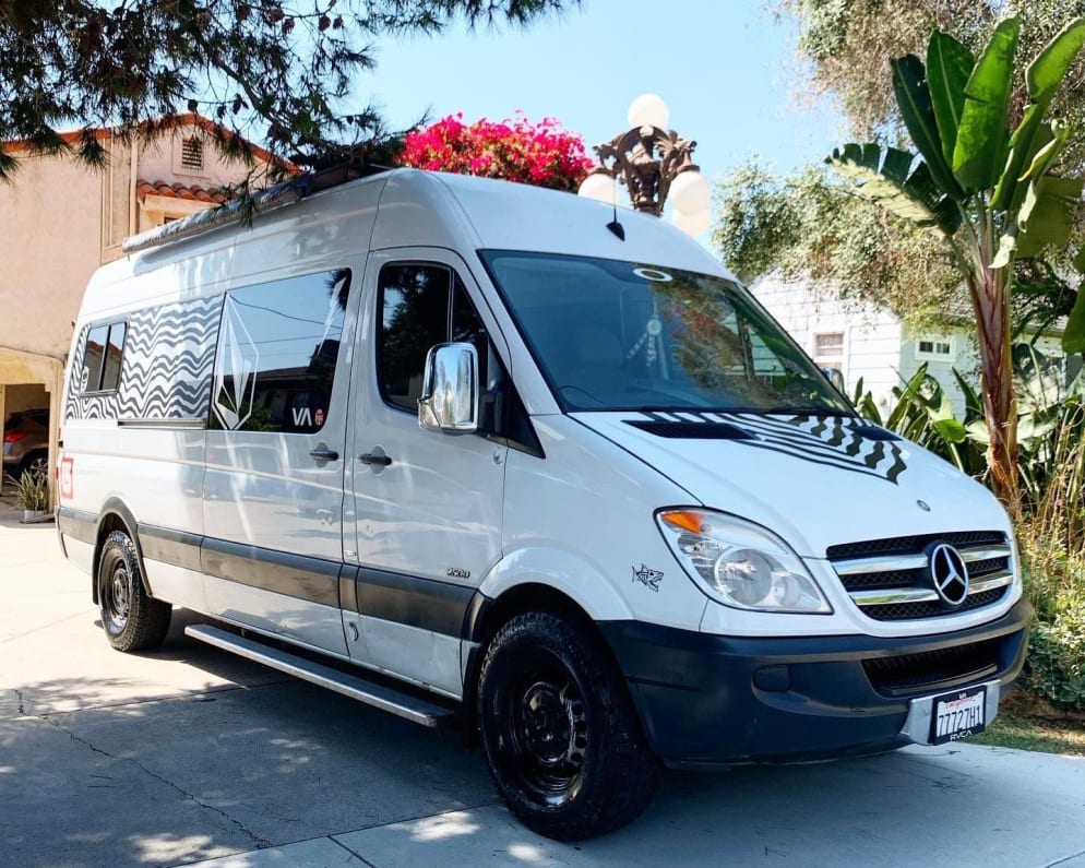 2012 Class B RV for Rent in San Diego, California - RVUSA.com