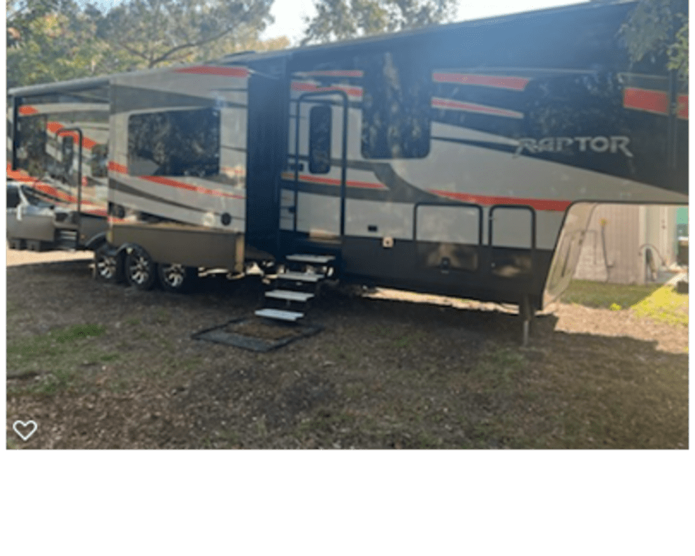 Toy Hauler RV for Rent in Sanford, Florida - RVUSA.com