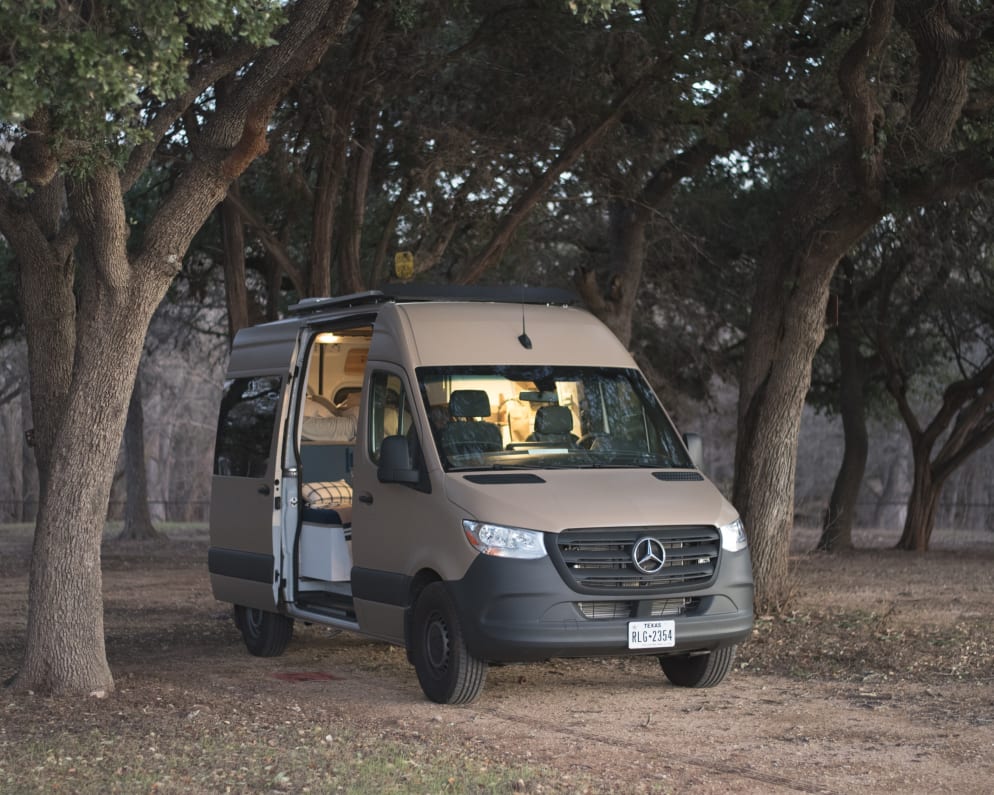 2021 Class B RV for Rent in Austin, Texas - RVUSA.com