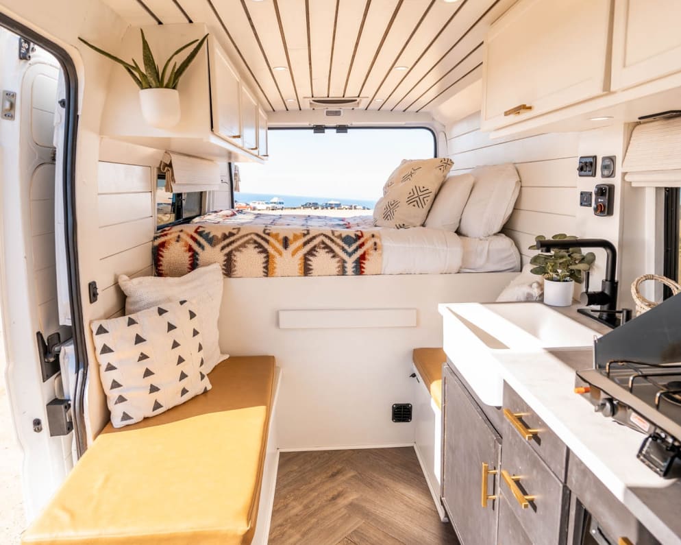 2019 Class B RV for Rent in San Diego, California - RVUSA.com