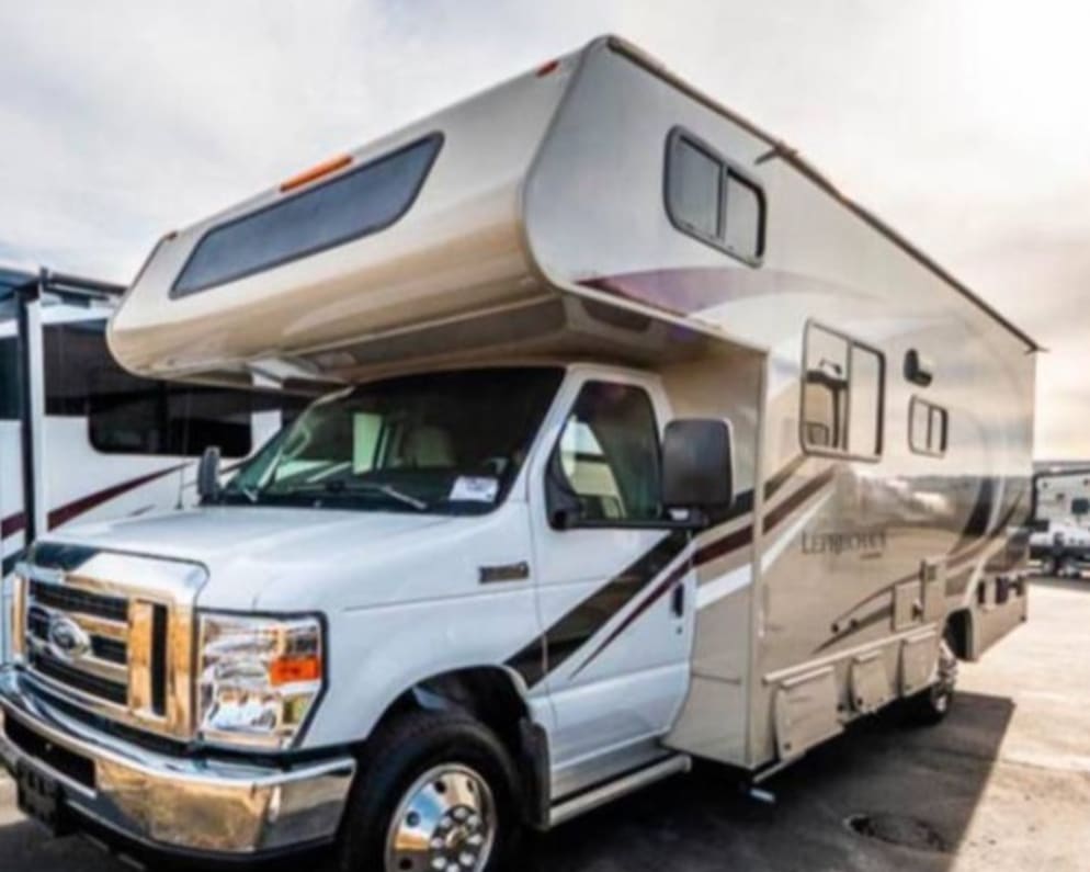2020 Class C RV for Rent in Bend, Oregon - RVUSA.com
