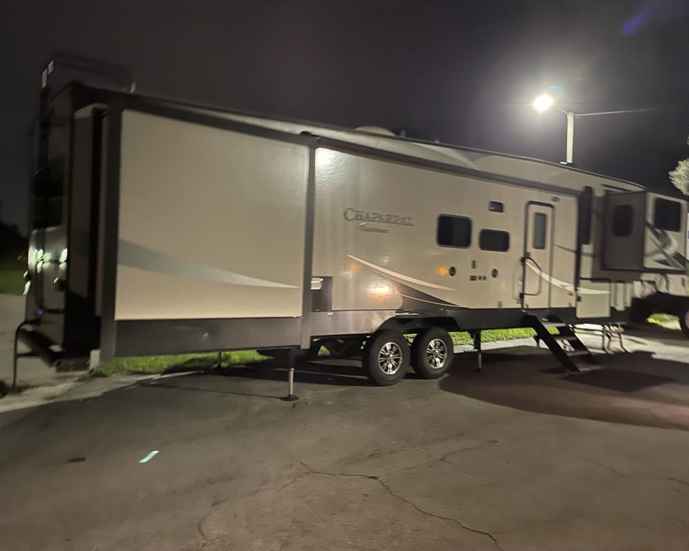 2020 Fifth Wheel RV for Rent in Orlando, Florida - RVUSA.com