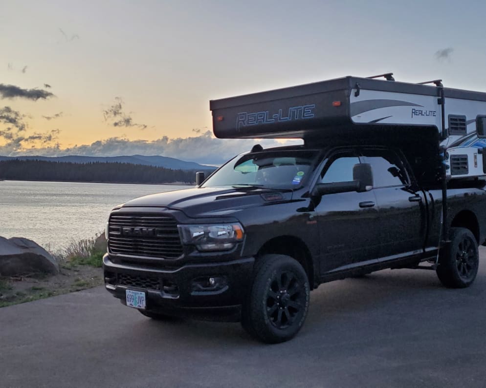 Truck Camper RV for Rent in portland, Oregon - RVUSA.com