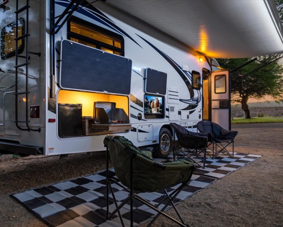 2020 Class C RV for Rent in Riverside, California - RVUSA.com